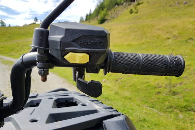 This is Why ATVs have Thumb Throttles